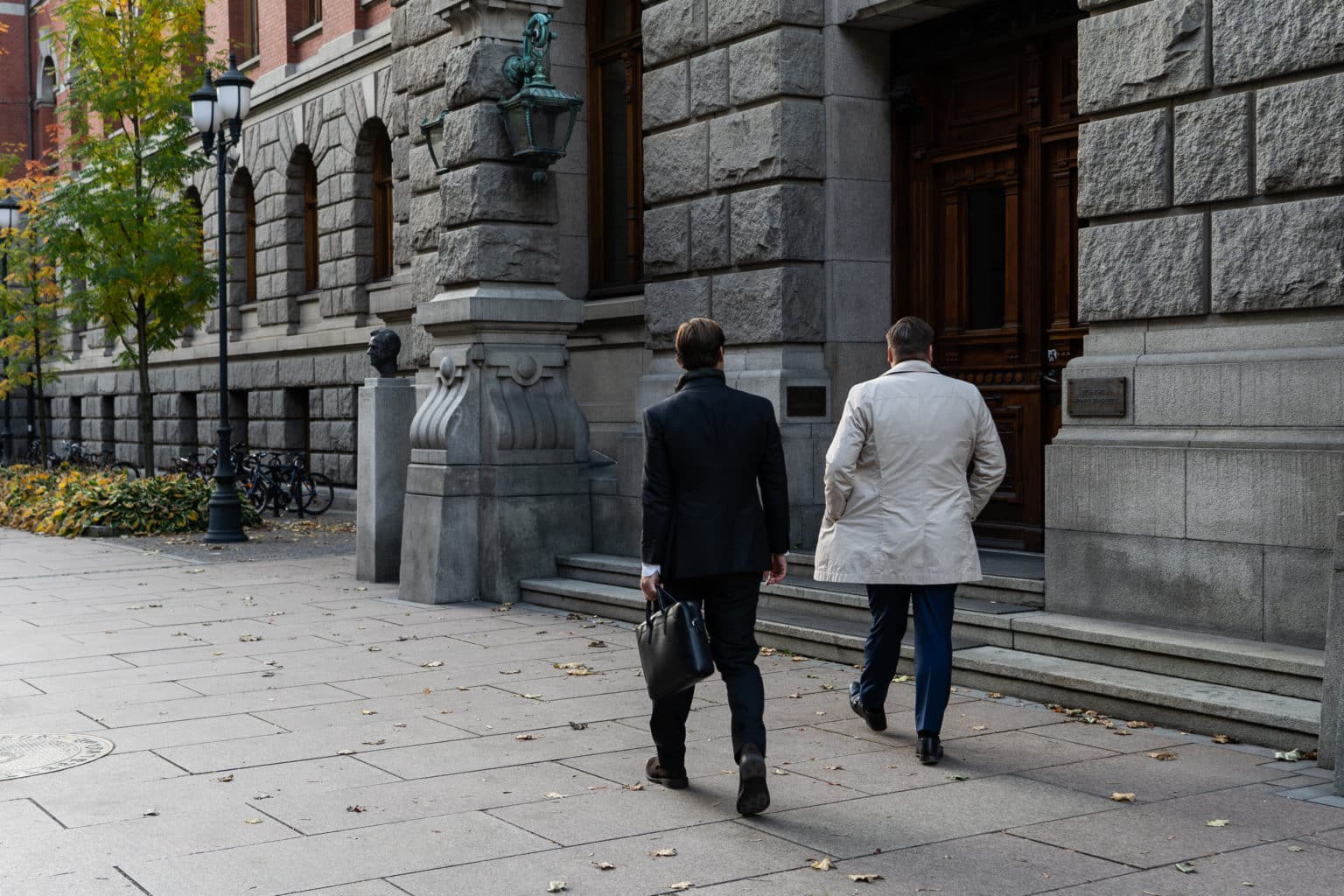 Tvisteløsning: forlik eller rettssak? - Hjort
