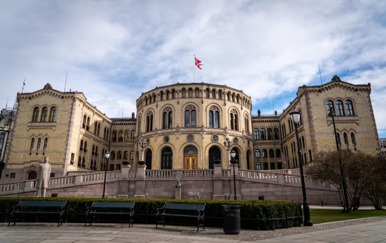 Stortinget vedtar ny forvaltningslov – dette er de viktigste endringene ...