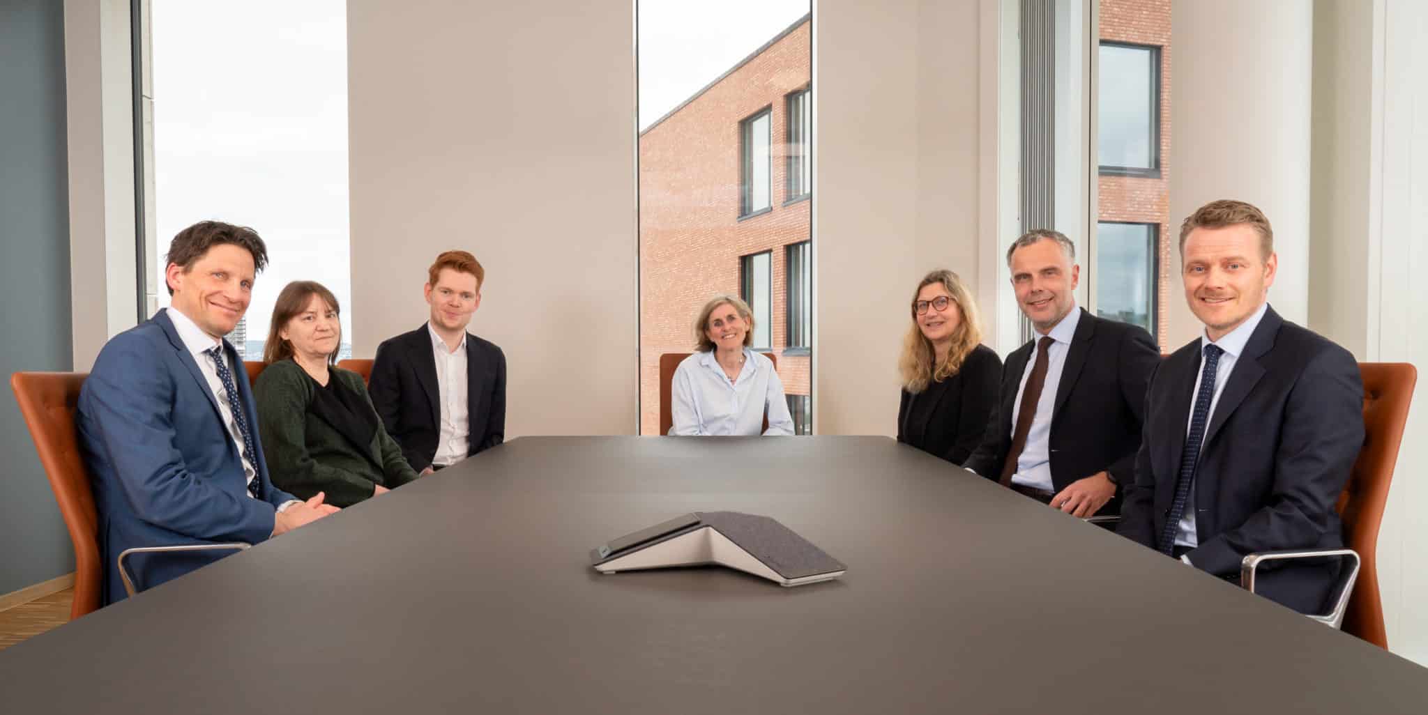 Aksjonærer, styre og ledelse - Hjort